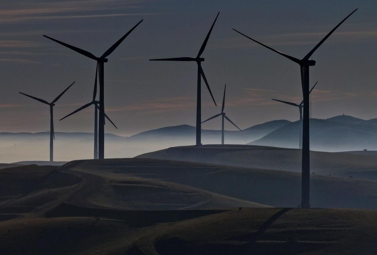 America’s Largest Wind Farm To Begin Operations This Month – USSA News ...