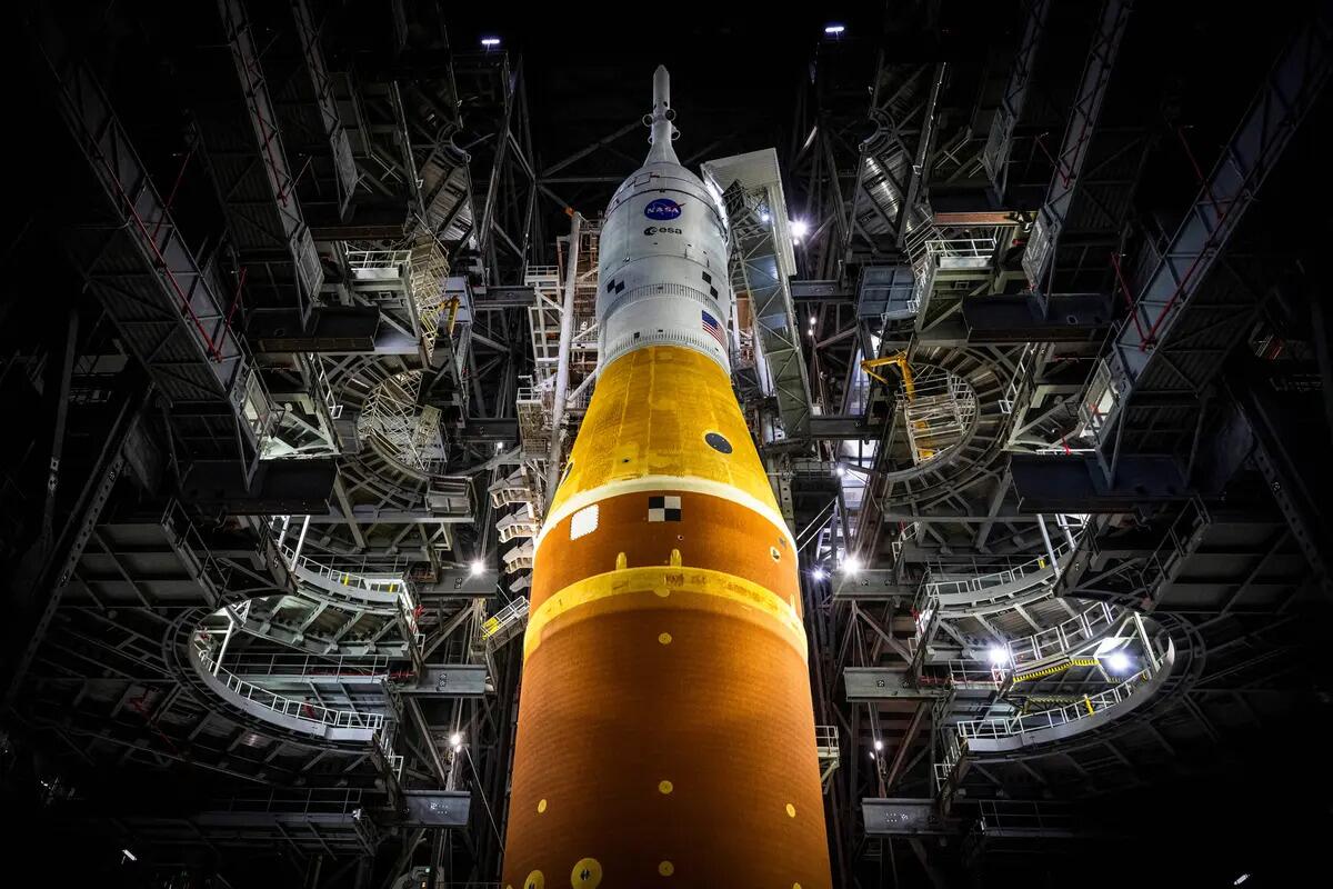 NASA Set to Launch 1st Manned Moon Rocket In 50 Years: What To Know ...